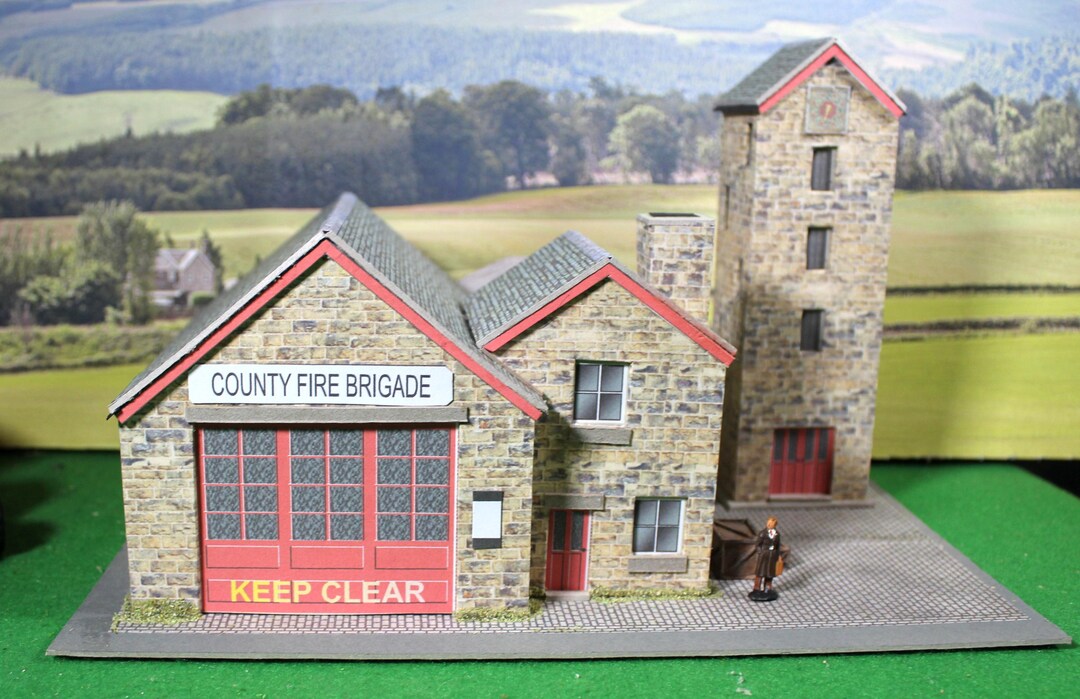 TT :120 Scale, County Fire Station With Tower, Ready-made - Etsy