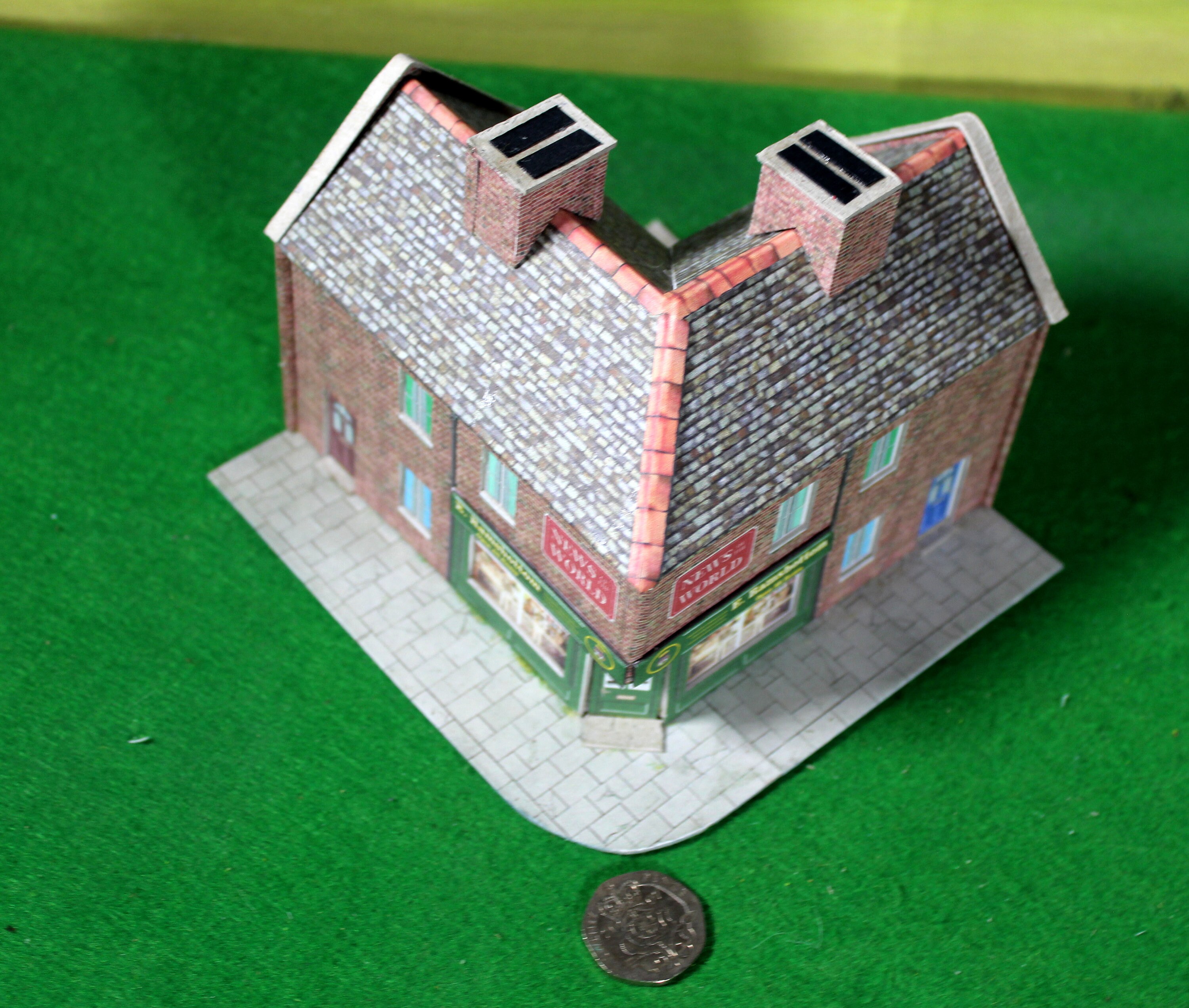 TT:120 Corner Shop Model Building - Etsy UK