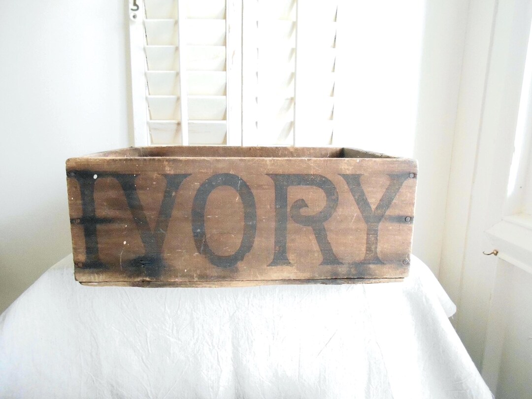 Antique Ivory Soap Crate Wood - Proctor & Gamble Ohio - 1900s ...