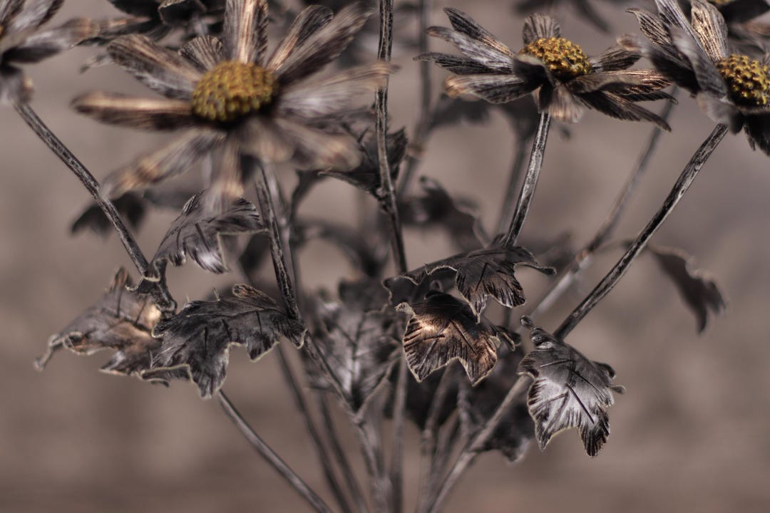 Bouquet of 11 Daisies - Hand-forged Metal Daisy - Iron Gift - Wedding ...