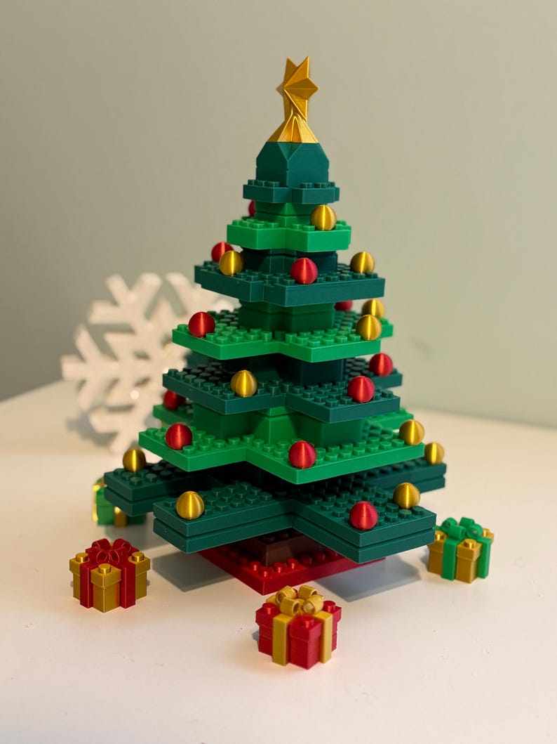 3D Printed Brick Christmas Tree With Presents – Festive Holiday Decor ...