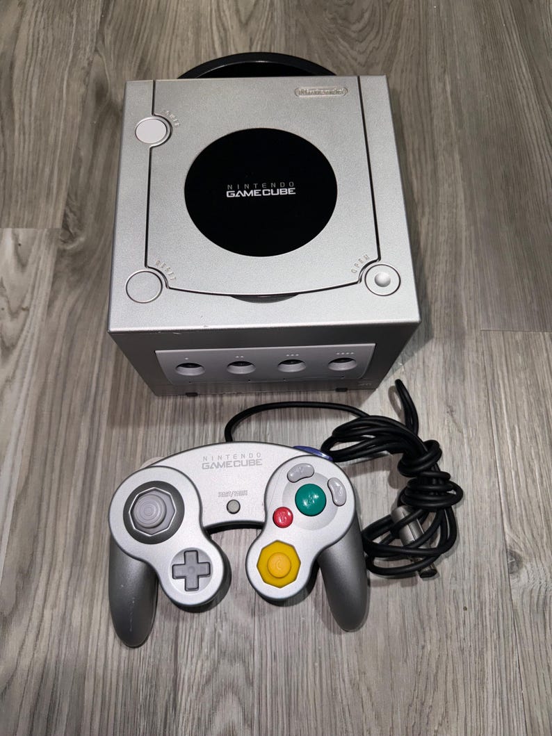 Authentic Nintendo Gamecube Console W/ One Controller - Etsy