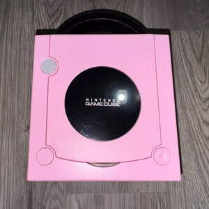 Authentic Nintendo Gamecube Console W/ One Controller - Etsy