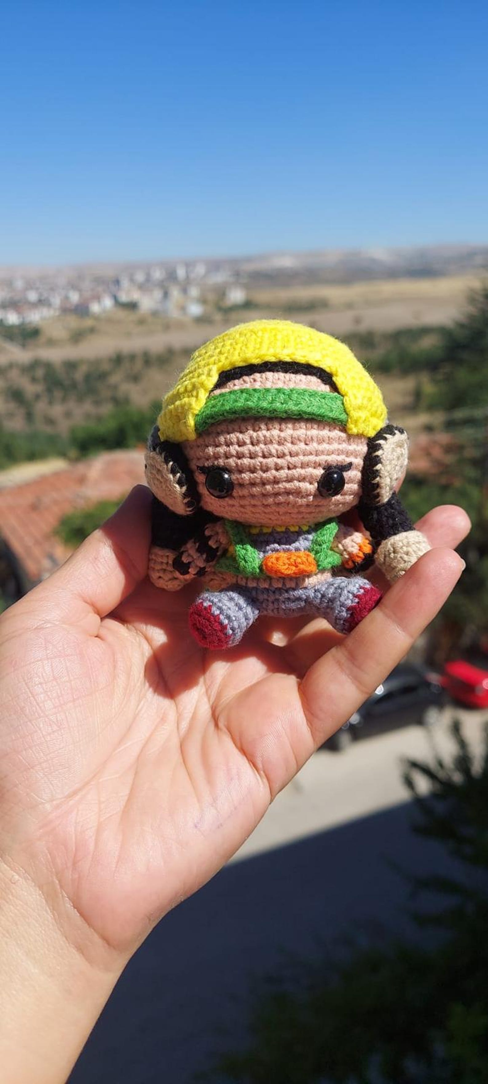 Handmade Valorant Raze Amigurumi Keychain | Crochet Raze Figure | Cute ...