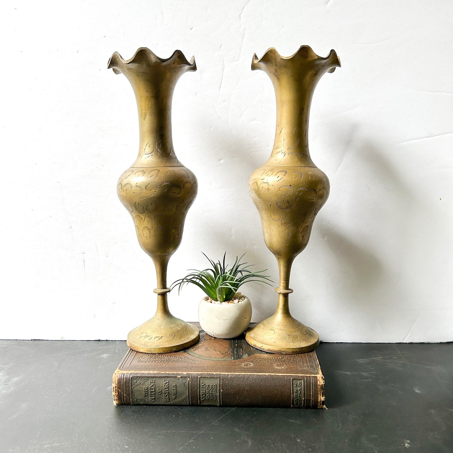 Vintage Brass Ruffle Edge Vases Rustic Bohemian Style - Etsy