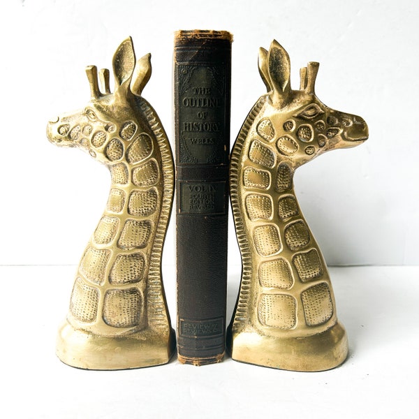 Giraffe Bookend - Etsy