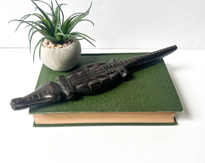 Vintage Carved Wood Alligator / Crocodile Sculpture - Etsy
