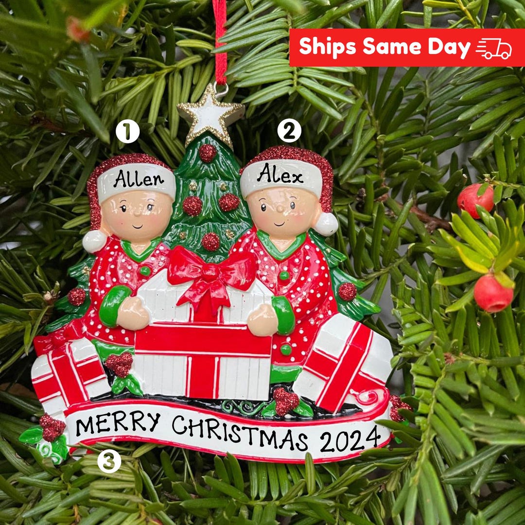 Personalized Couple Christmas Ornament 2024 - Custom Name & Year ...