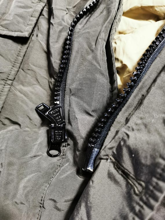 Vintage Woolrich puffer jacket made in Canada outdoor… - Gem