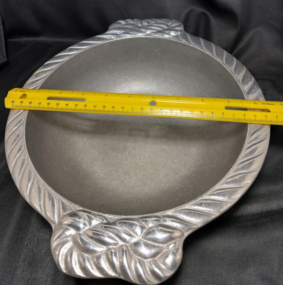 Vintage Pewter Bowl by the Wilton Company. - Etsy