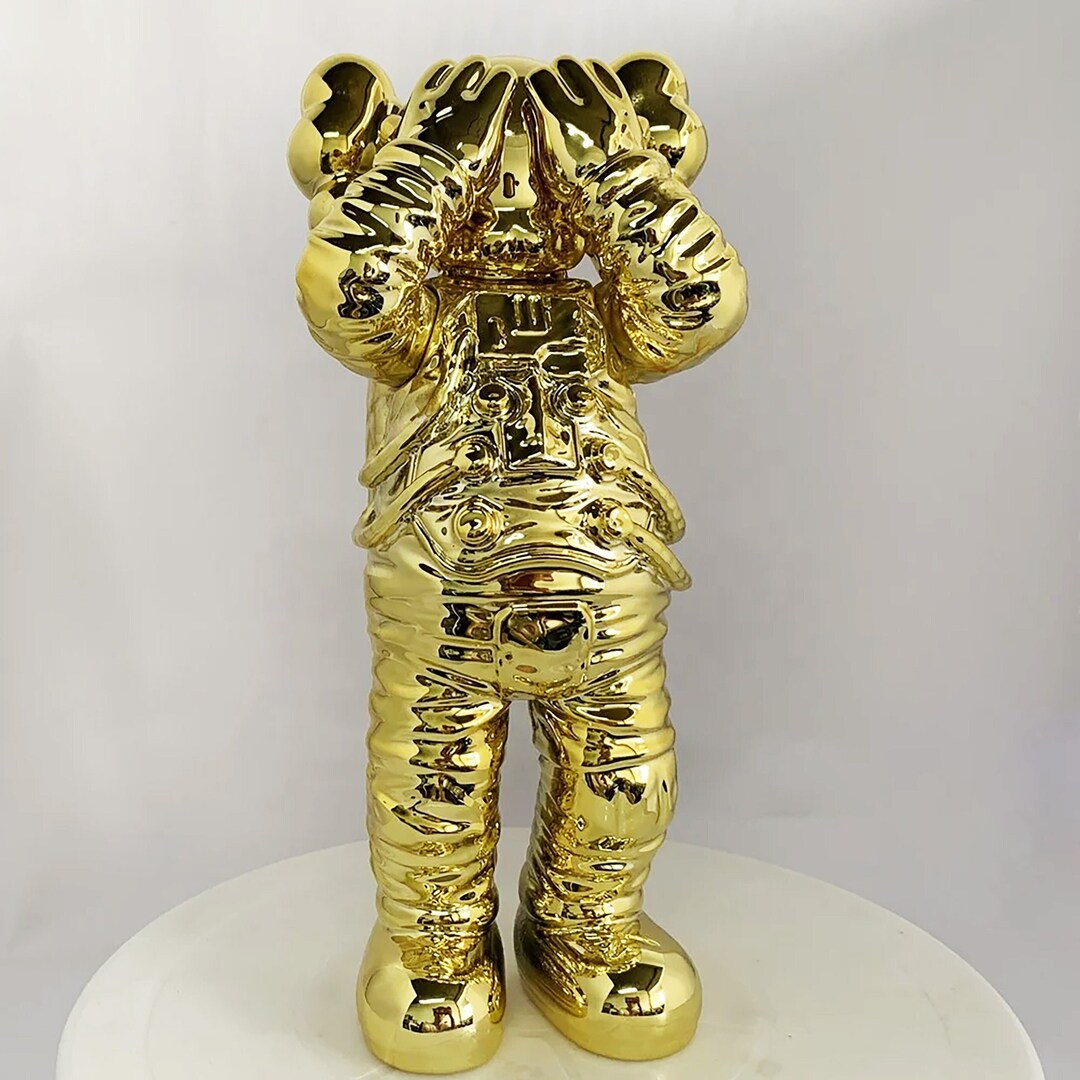 Kaws Astronaut. Sculpture/statue/model. Inspired Custom Made. Alec ...