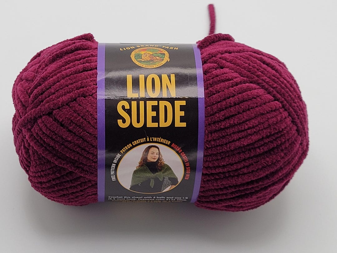 Lion Brand Yarn LION SUEDE Yarn ~ 3 Oz(85 G) / 122 Yards(110 M ...