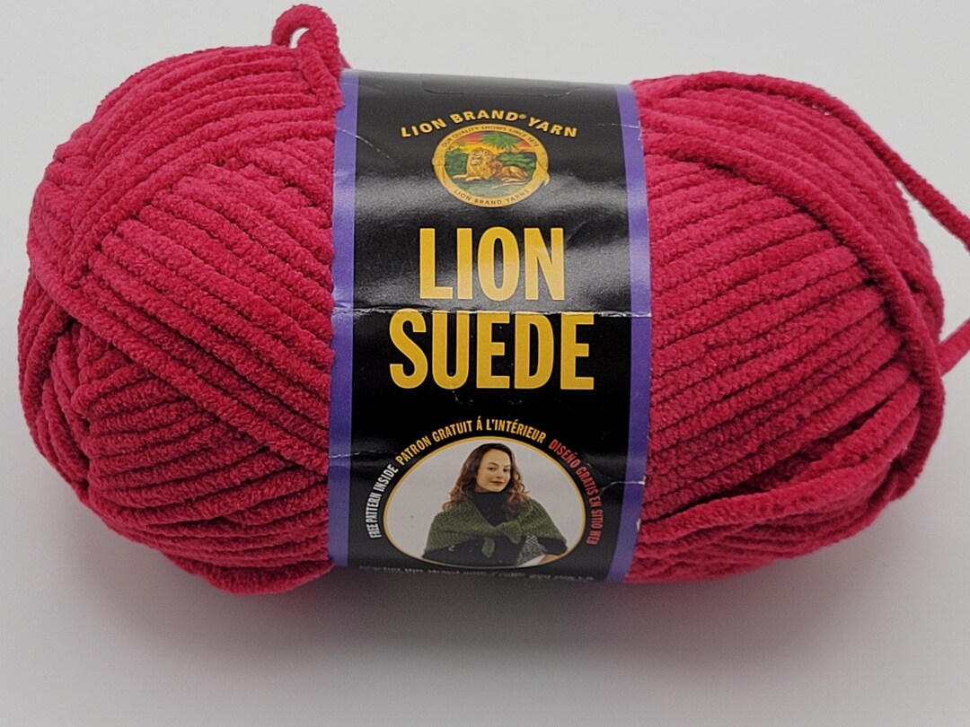 Lion Brand Yarn LION SUEDE Yarn ~ 3 Oz(85 G) / 122 Yards(110 M ...