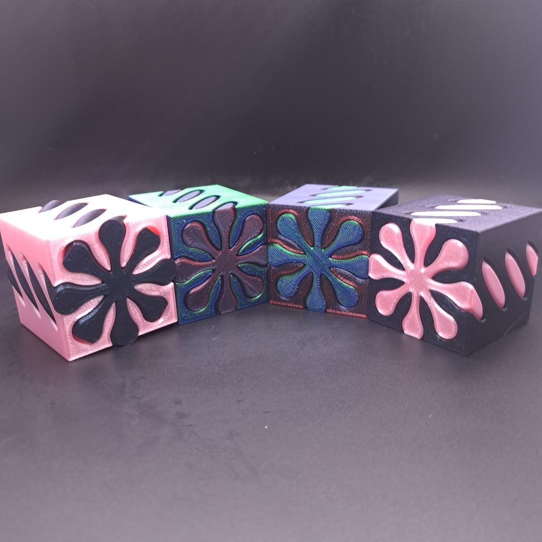Passthrough Cubes, Square Fidget for Play and Stress, Perfect Gift for ...