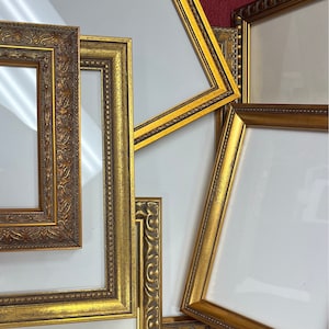 Wall Collage Grouping of 10 Gold Vintage Style Picture Frames to HANG ...