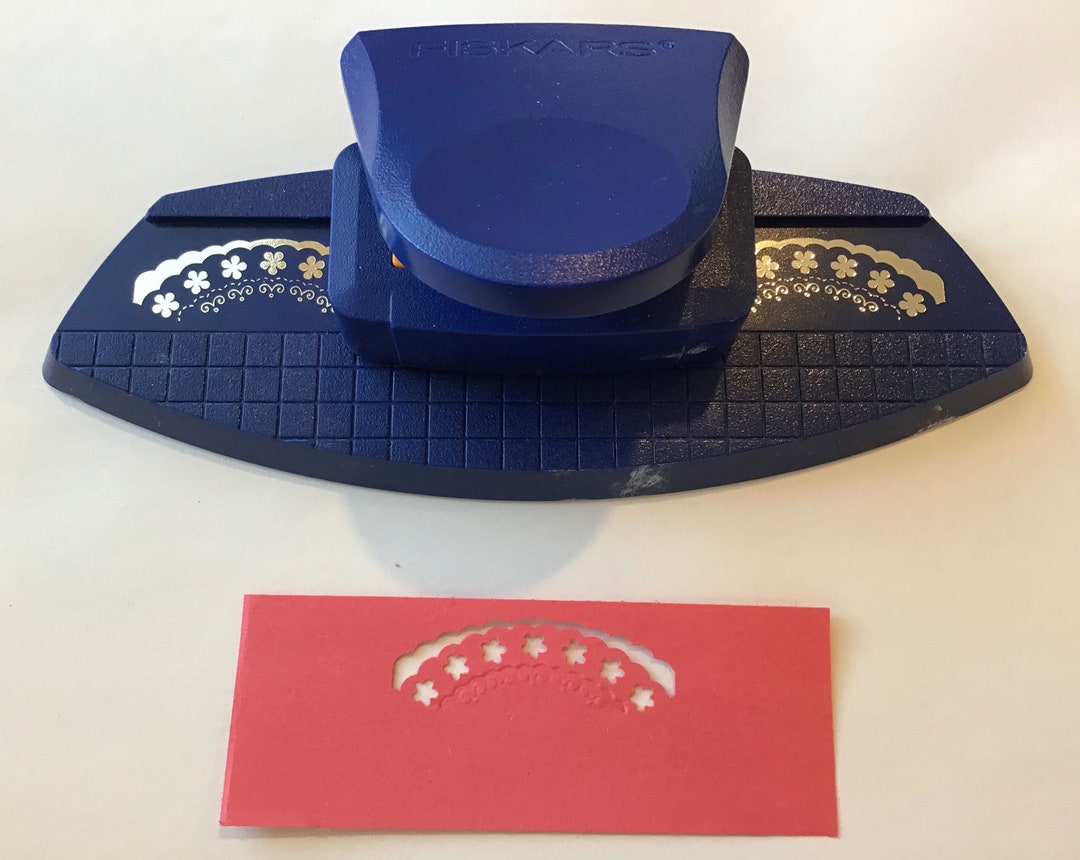 Fiskars Embossing Edge Paper Punch Scallop Daisy - Etsy
