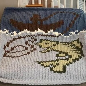 Fisherman With Bass - Finger Knitting / Chunky Knit Blanket Pattern - Etsy