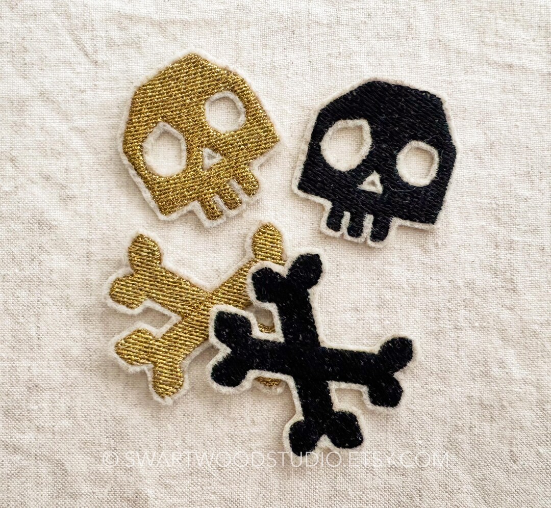 Good Luck Skull and Crossbone Pirate Treasure Embroidered Decorative ...