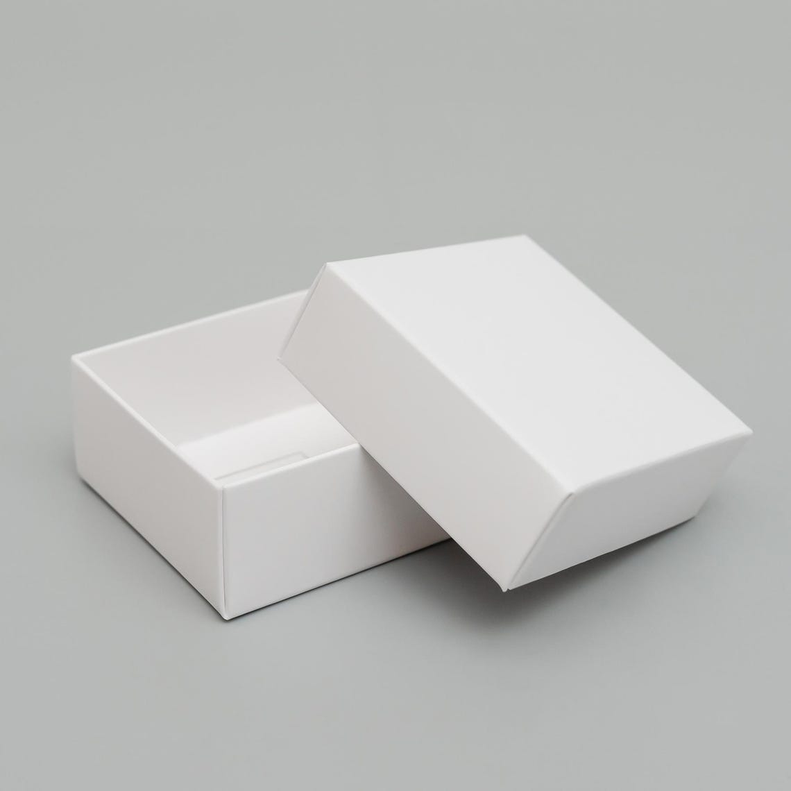 Wide Gift Boxes With Lid, White Cardboard Boxes, High Quality Boxes in ...