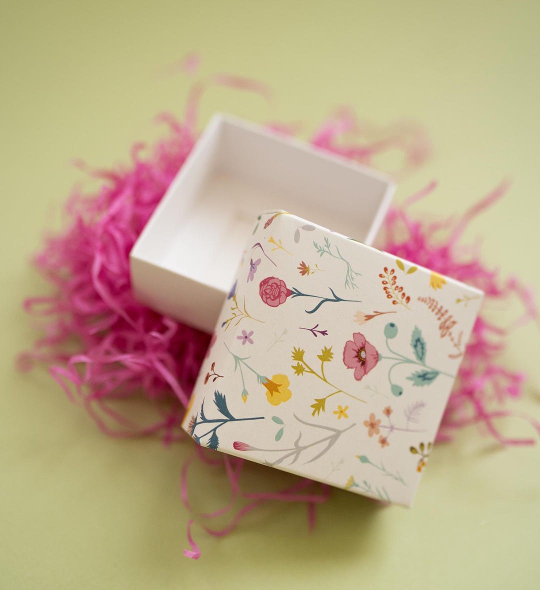 Decorative Gift Box With Lid, Cardboard Box With Floral Print, Floral ...