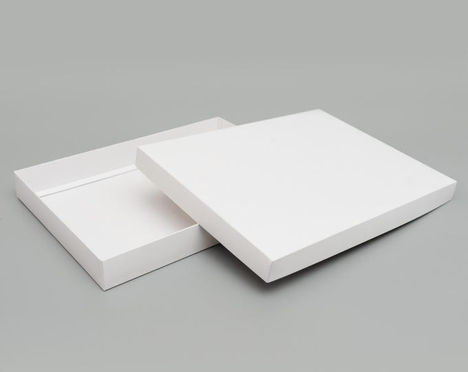 White Cardboard Gift Boxes, Gift Boxes With Lid, Gift Boxes in Various ...