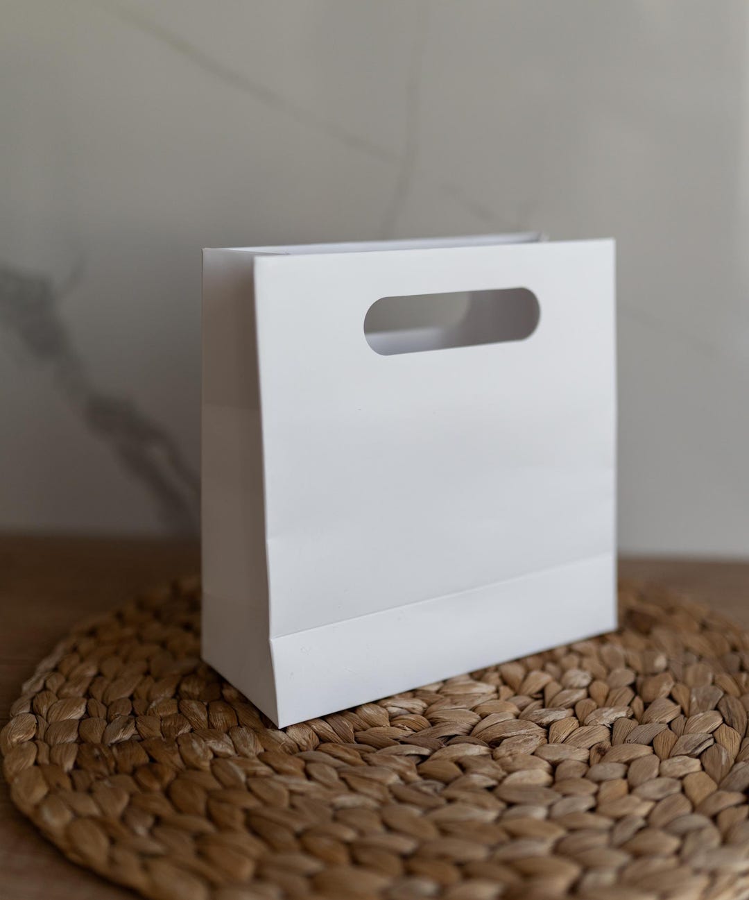 100pcs Empty Paper Bags With Handles - Packaging for Your Business ...