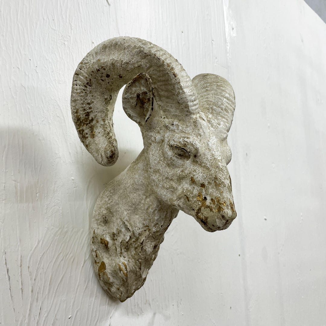 Rustic Ram Head Wall Decor – Vintage Farmhouse Animal Sculpture - Etsy