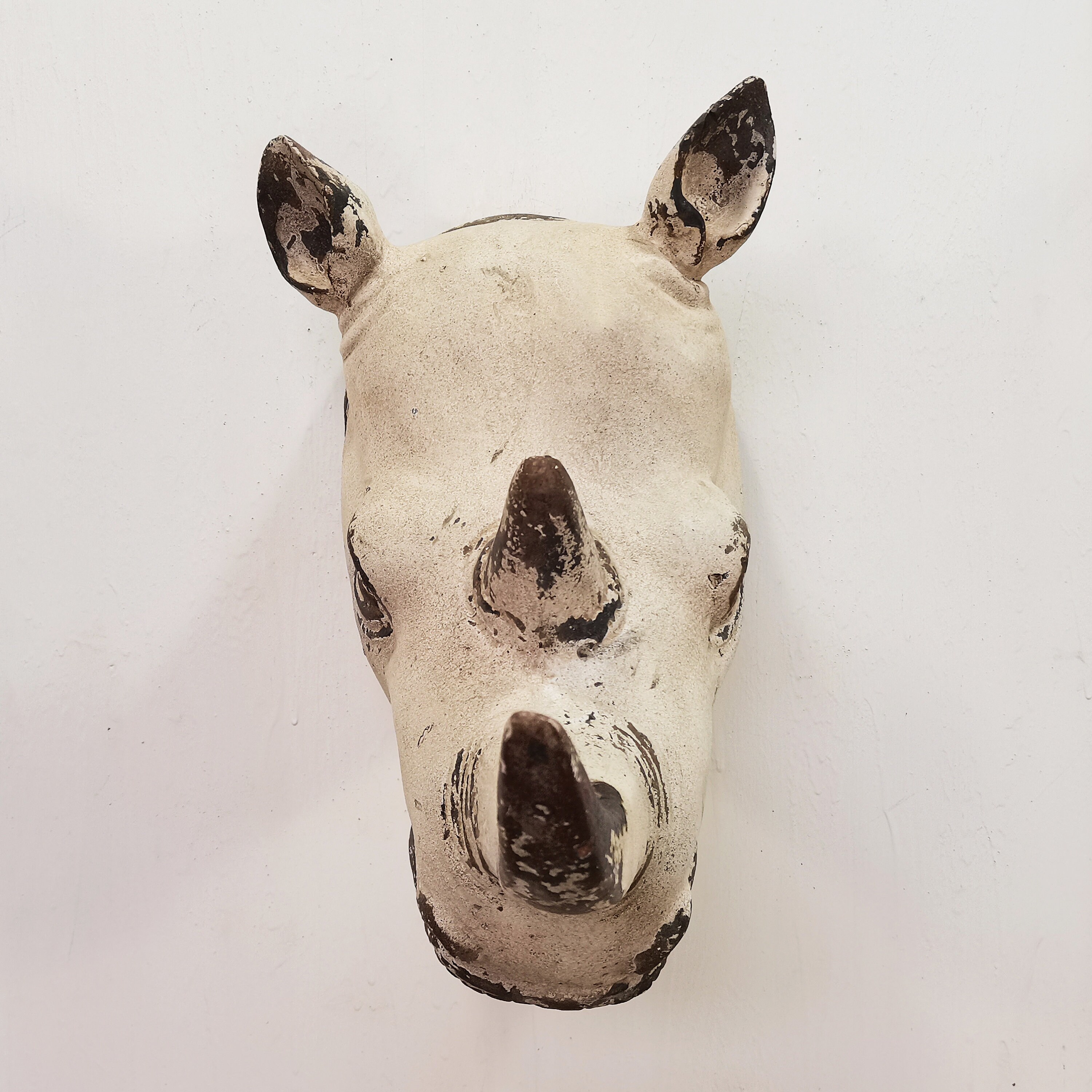 Vintage Style Rhino Head Wall Decor Rustic Animal Wall Mount for Home ...