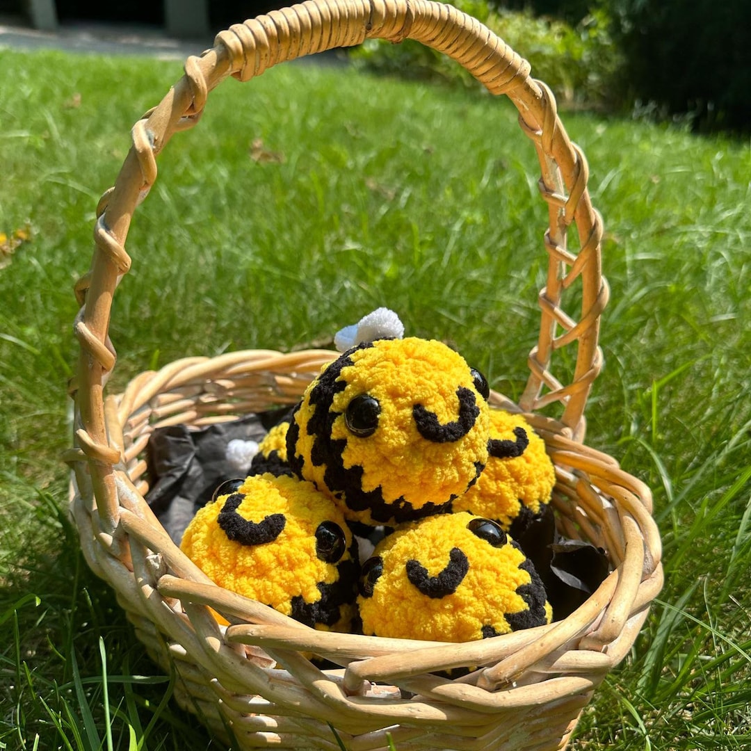 Crocheted Bee Plushie - Busy Bee Buddy - Etsy