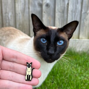 Twitch Hard Enamel Pin of Siamese Cat - Etsy