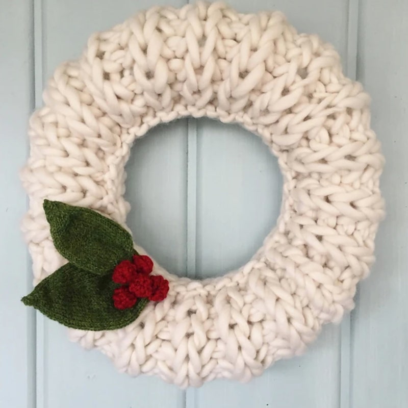 Knitted Wreath - Etsy
