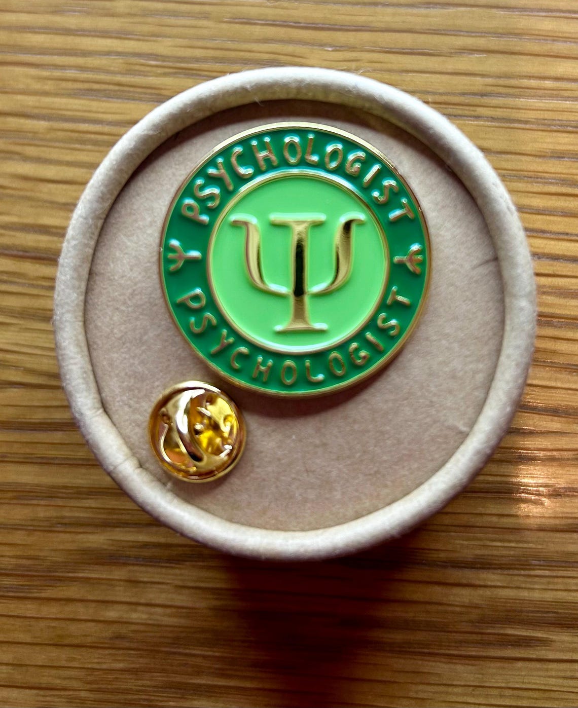 Psychologist Enamel Pin Lanyard Badge - Etsy UK