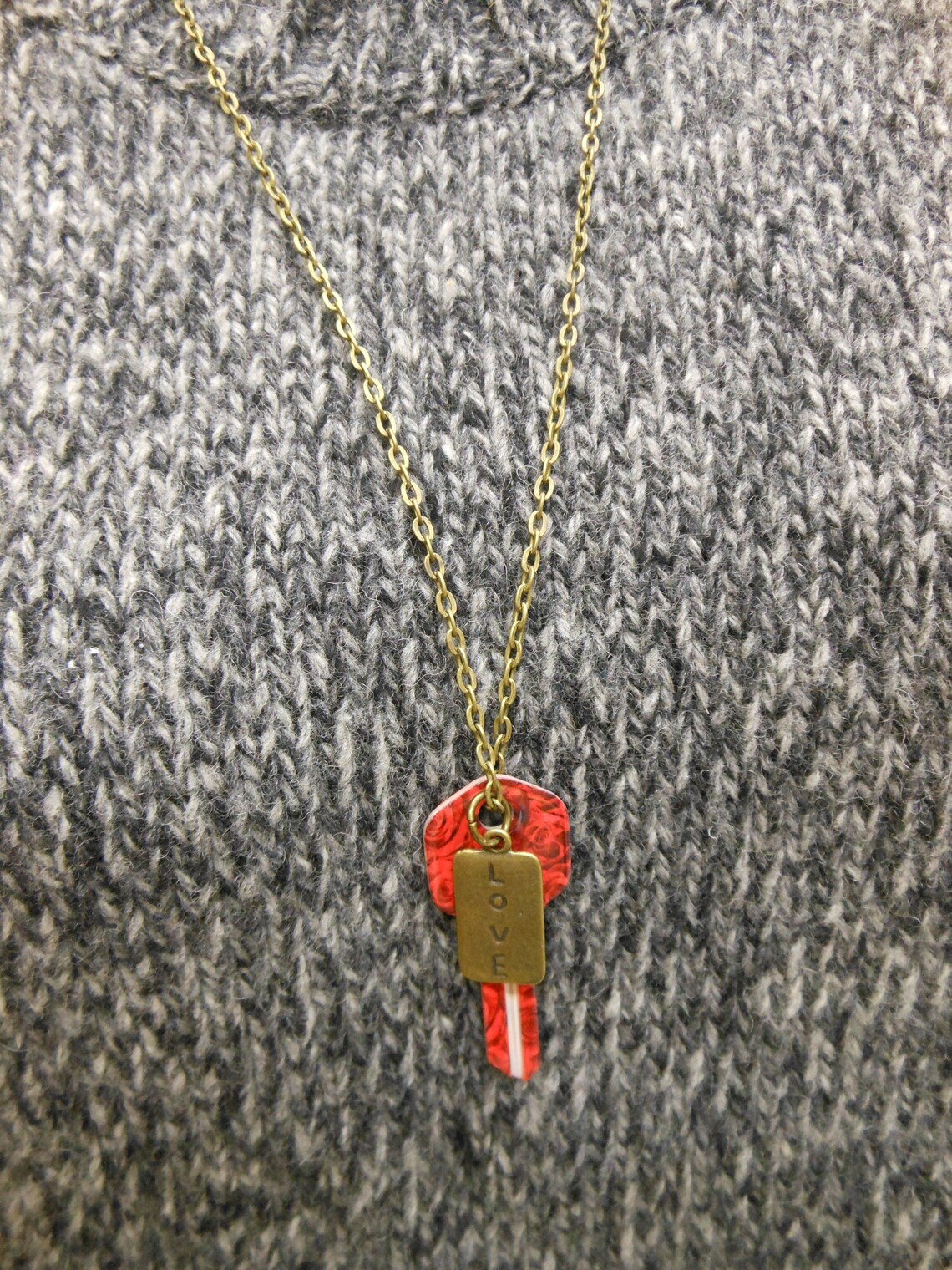 Red Roses Key Necklace Pendant With LOVE Charm - Etsy