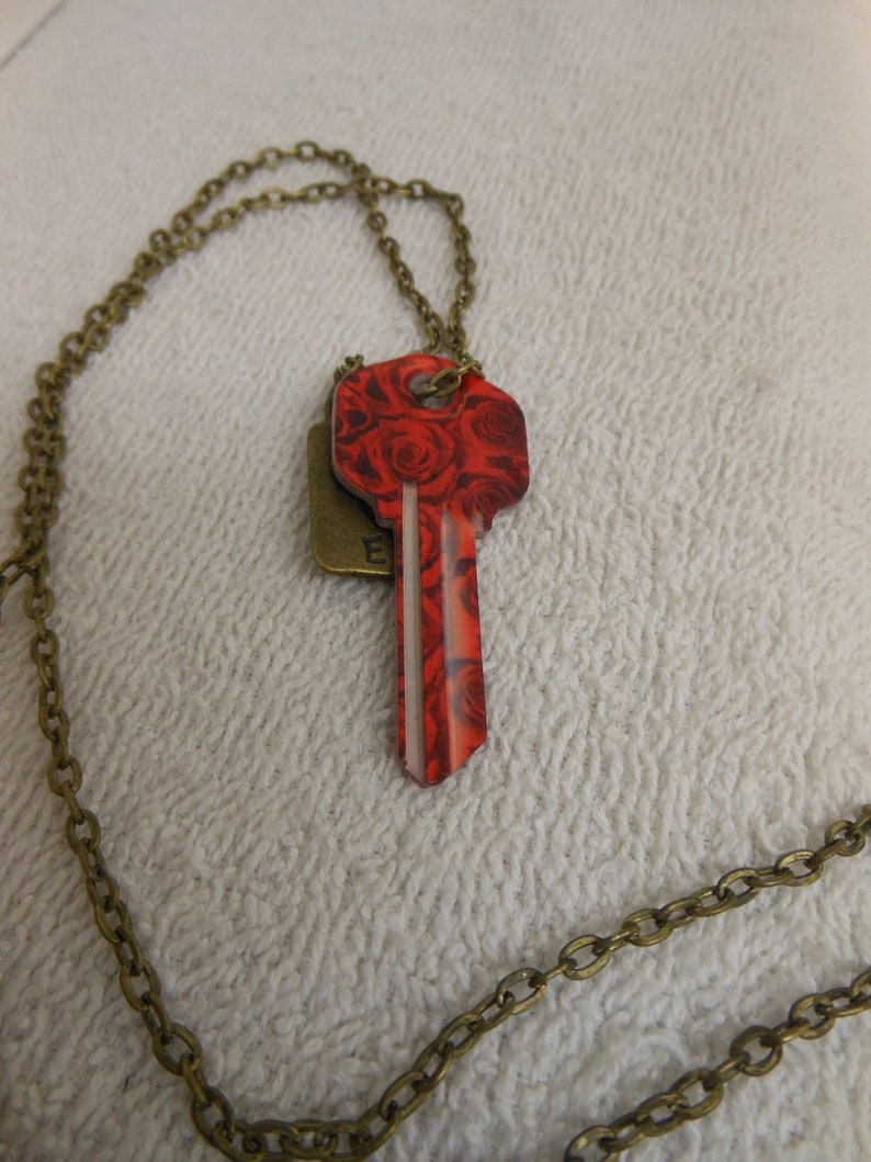 Red Roses Key Necklace Pendant With LOVE Charm - Etsy