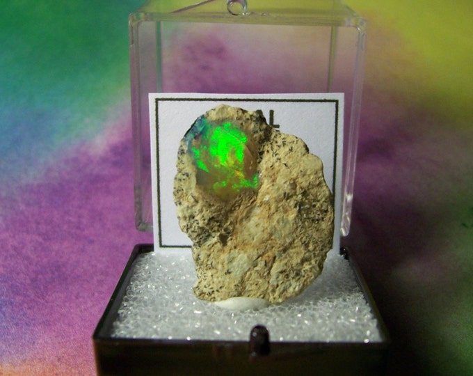 OPAL GEODE DESERT OPAL WITH RAINBOW FLASH IN SPECIMEN BOX FROM - Etsy