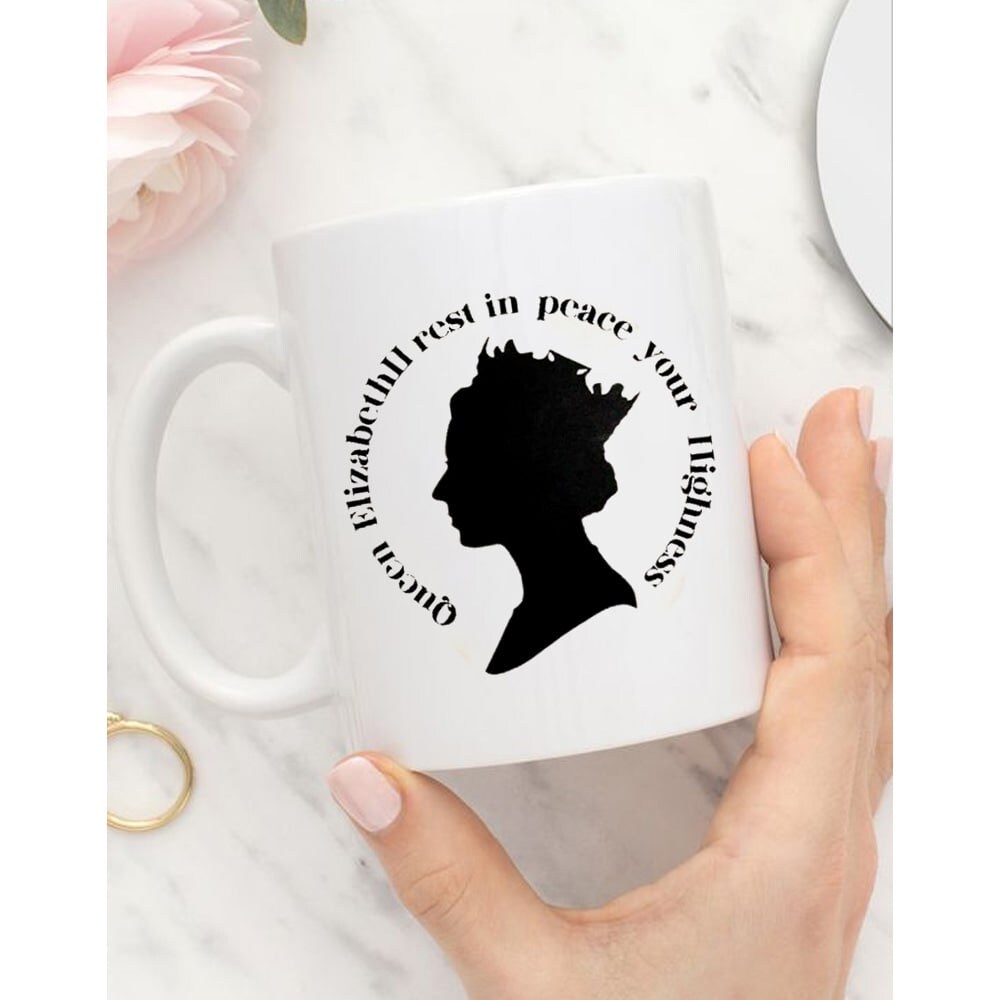 RIP Queen Elizabeth Mug, Queen Elizabeth 1926-2022, Queen Elizabeth Fan