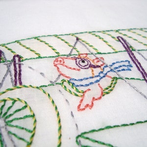 Flying Pig in Biplane Hand Embroidery Pattern PDF - Stitching ...