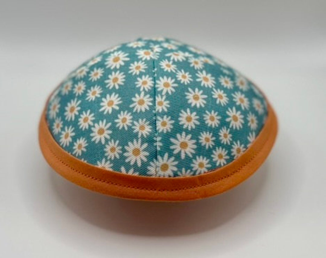 The Daisy | Whimsical Yarmulke | Fun Kippah | Handmade Judaica - Etsy