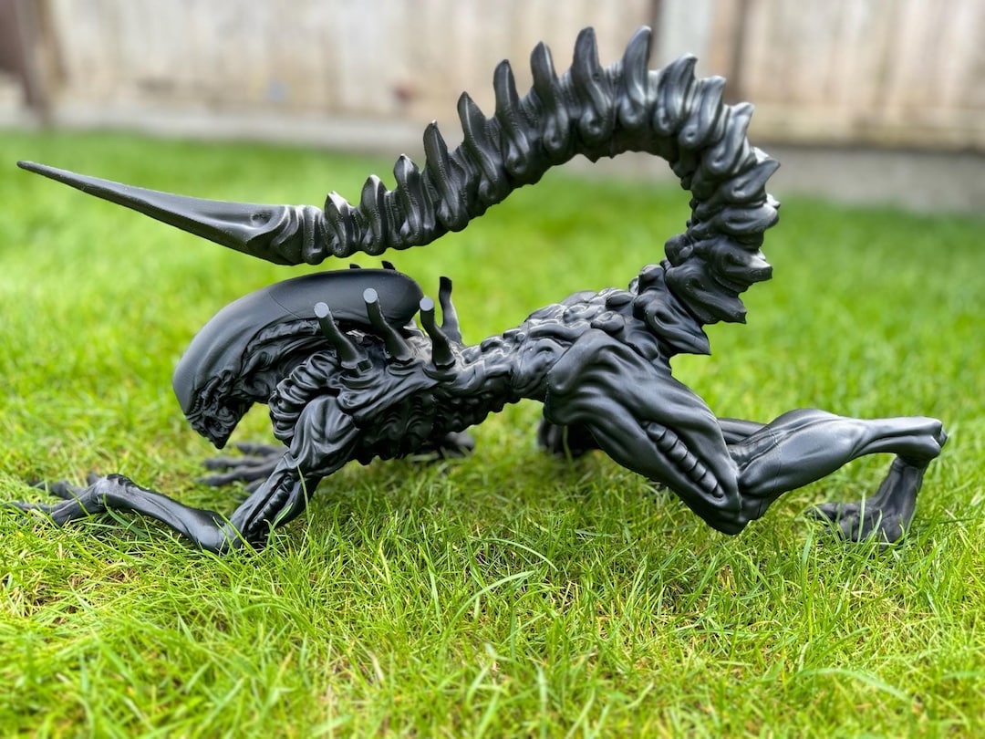 Xenomorph Sculpture: 50cm 3D Print DIY Sci-fi Collector's Piece - Etsy UK