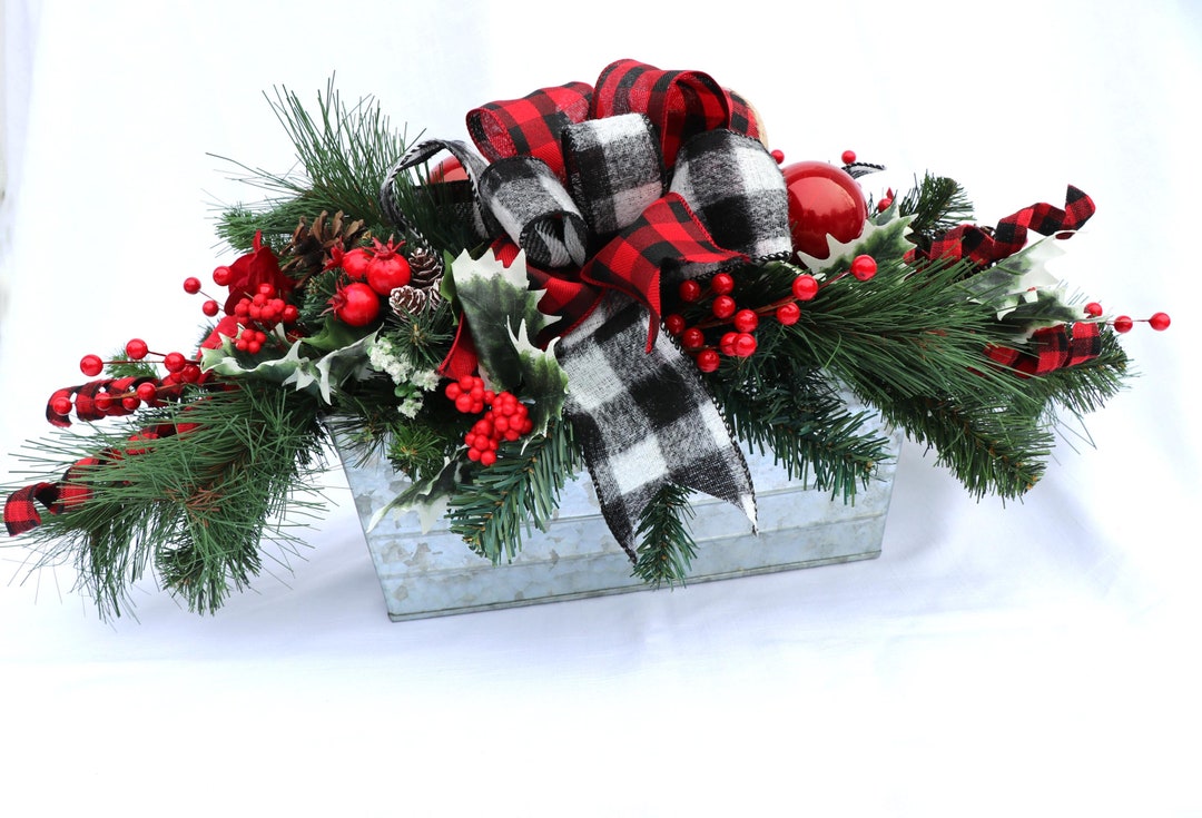 Farmhouse Christmas Centerpiece, Buffalo Plaid Holiday Table Decor - Etsy
