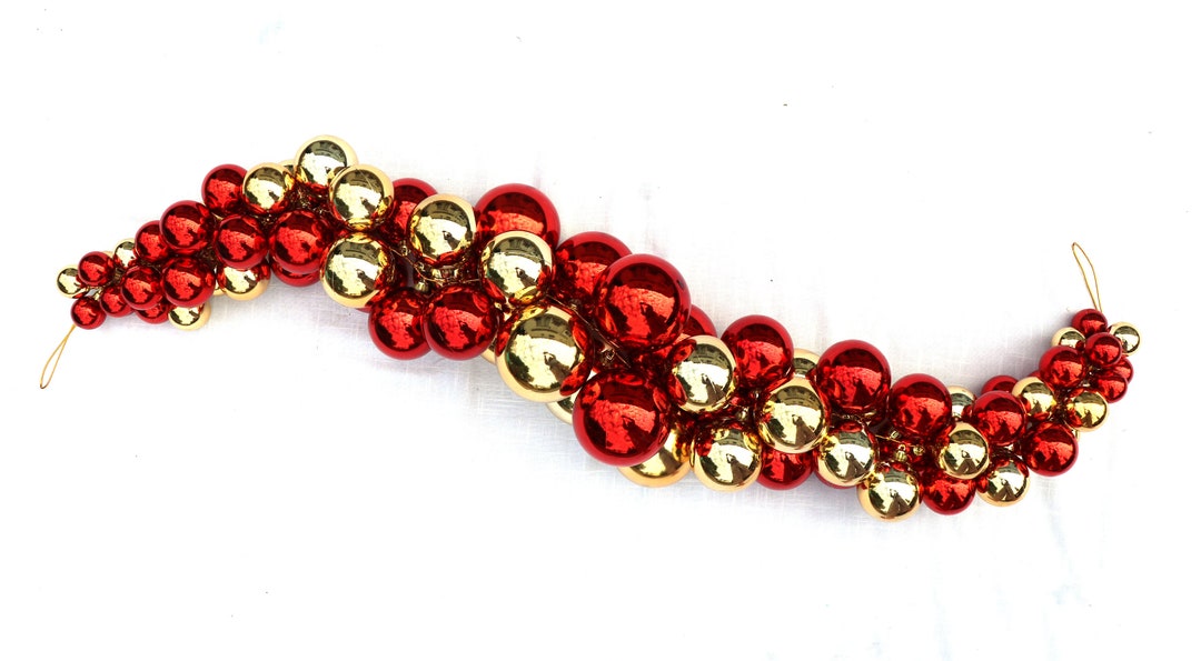Red and Gold Christmas Ball Garland, Mantle Decor - Etsy