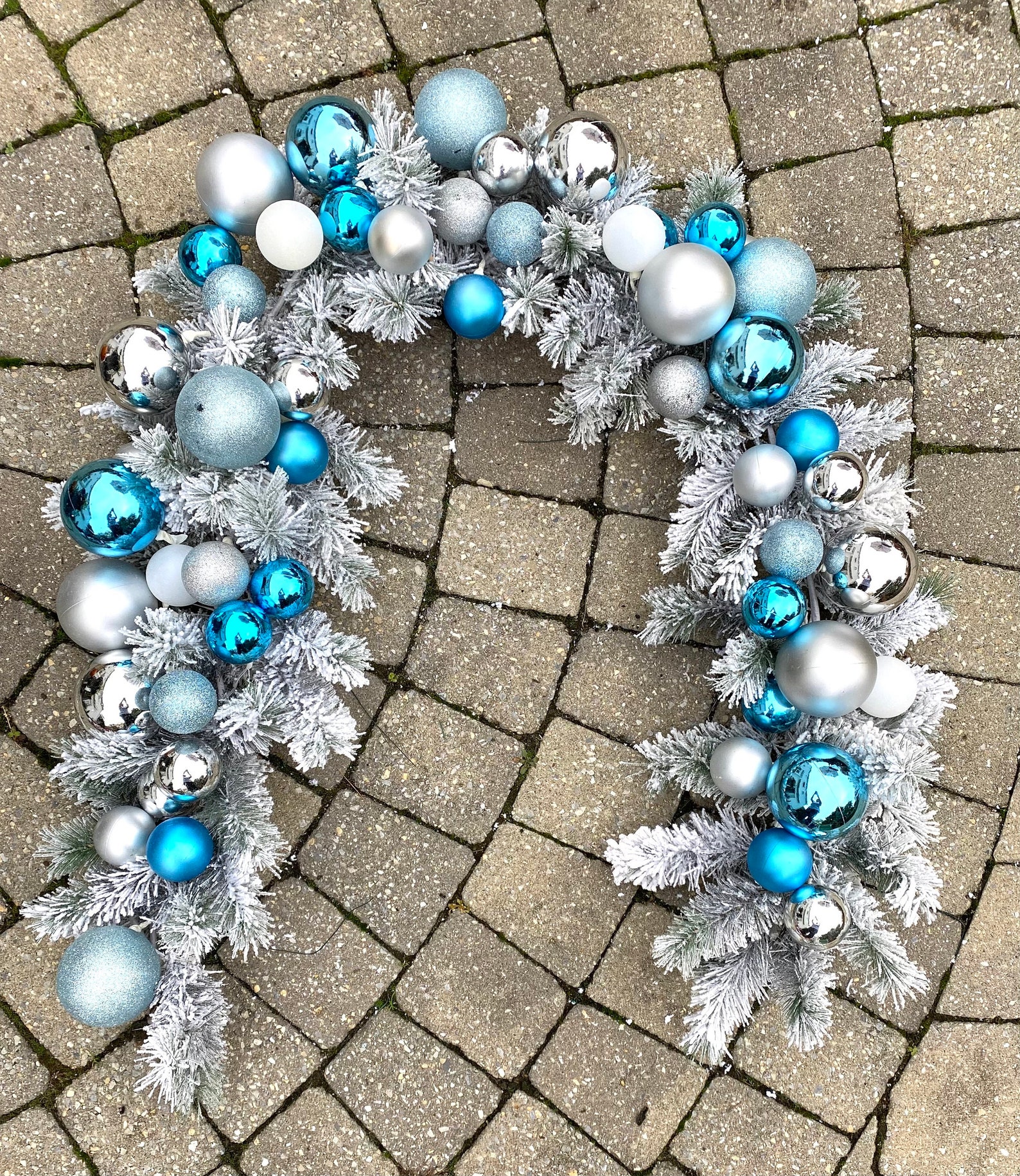 Mantle Garland Christmas, Silver, White, Ice Blue Theme Ball Garland ...
