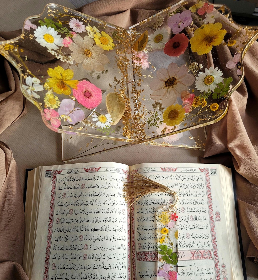 Wildflower Quran Holder – Handmade Botanical Resin Mushaf Stand With ...