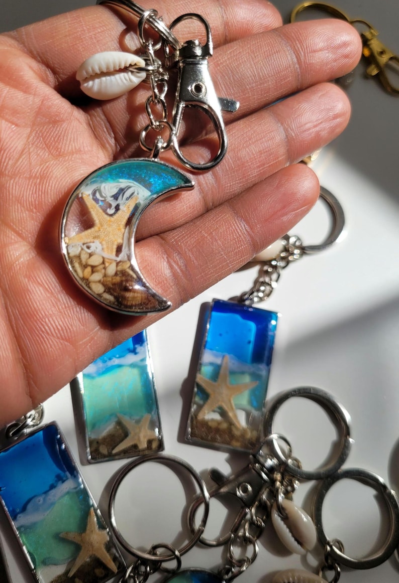 Beach/ocean Resin Keychains. Gifts. Party Favors - Etsy
