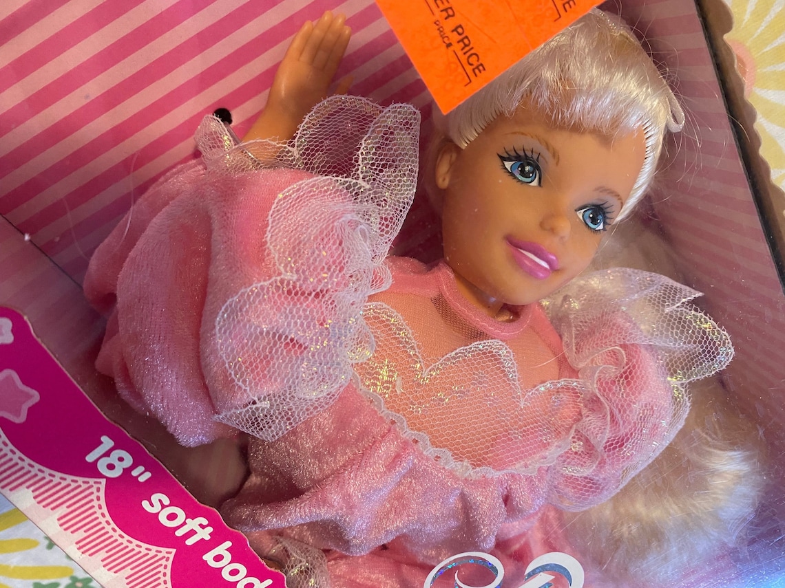 1995 Pretty Dreams 18inch Soft Body Barbie - Etsy