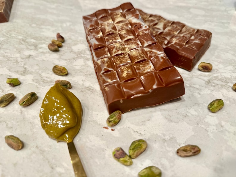 Delicious Kunafa Chocolate Inspired by Dubai's Fix Kunafa Chocolate. - Etsy