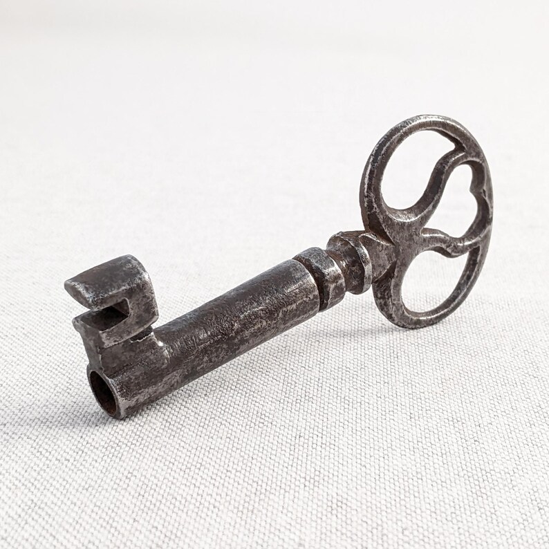 Antique Gothic Key With Heart Shape in the Bow Old Spanish 17th Century ...