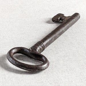 Skeleton Key Very Old Key From 17th 18th Century Old Antique Key ...
