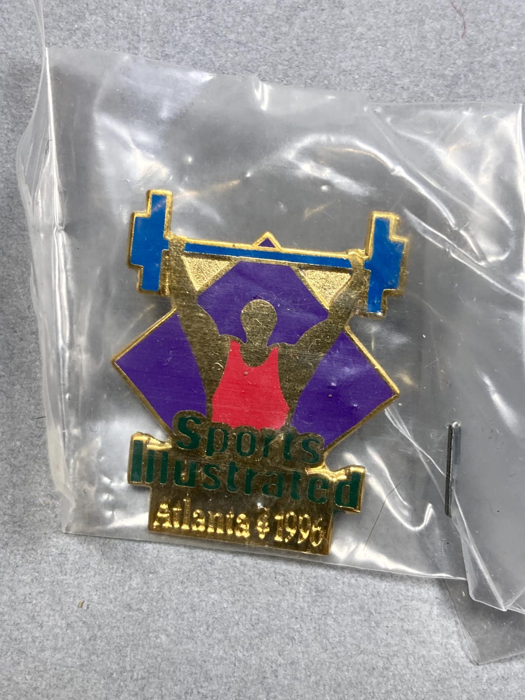 Vintage Sports Illustrated Pin Back Button Men's Weightlifting ...