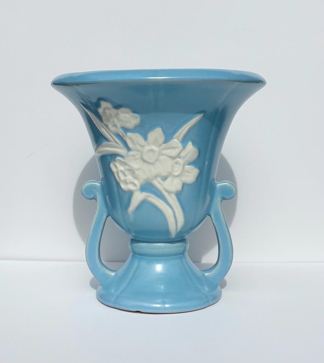 Weller Pottery Blue Cameo Urn – 1930s Matte Glaze Jonquil Planter - Etsy